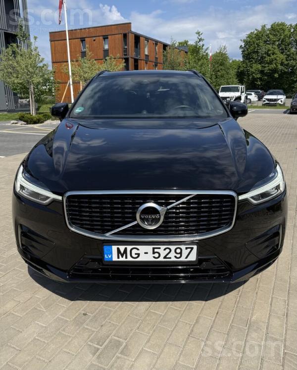 Черный Вольво ХС60 2019 в Рига, объемом двигателя 2.00 л и пробегом 130 тыс. км за 28000 €, фото 3 на AUTOMOTO.COM.LV
