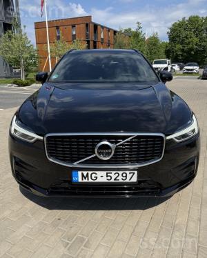 Melns Volvo XC60 2019 Rīga, ar dzinēja tilpumu 2.00 L un nobraukumu 130 tūkst. km par 28000 €, foto 4 vietnē AUTOMOTO.COM.LV
