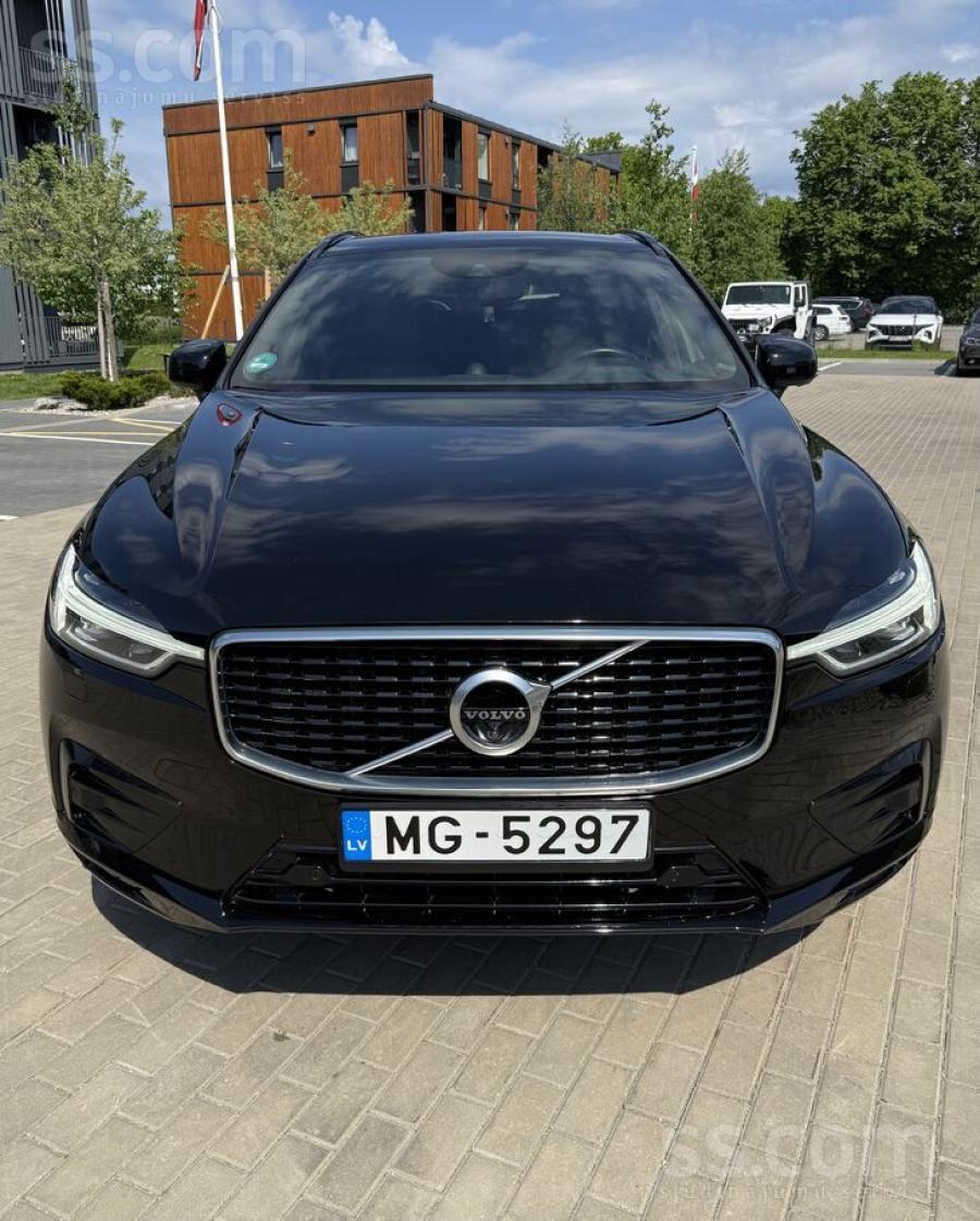 Melns Volvo XC60 2019 Rīga, ar dzinēja tilpumu 2.00 L un nobraukumu 130 tūkst. km par 28000 €, foto 4 vietnē AUTOMOTO.COM.LV