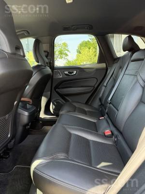 Melns Volvo XC60 2019 Rīga, ar dzinēja tilpumu 2.00 L un nobraukumu 130 tūkst. km par 28000 €, foto 16 vietnē AUTOMOTO.COM.LV