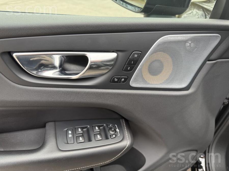 Melns Volvo XC60 2019 Rīga, ar dzinēja tilpumu 2.00 L un nobraukumu 130 tūkst. km par 28000 €, foto 19 vietnē AUTOMOTO.COM.LV