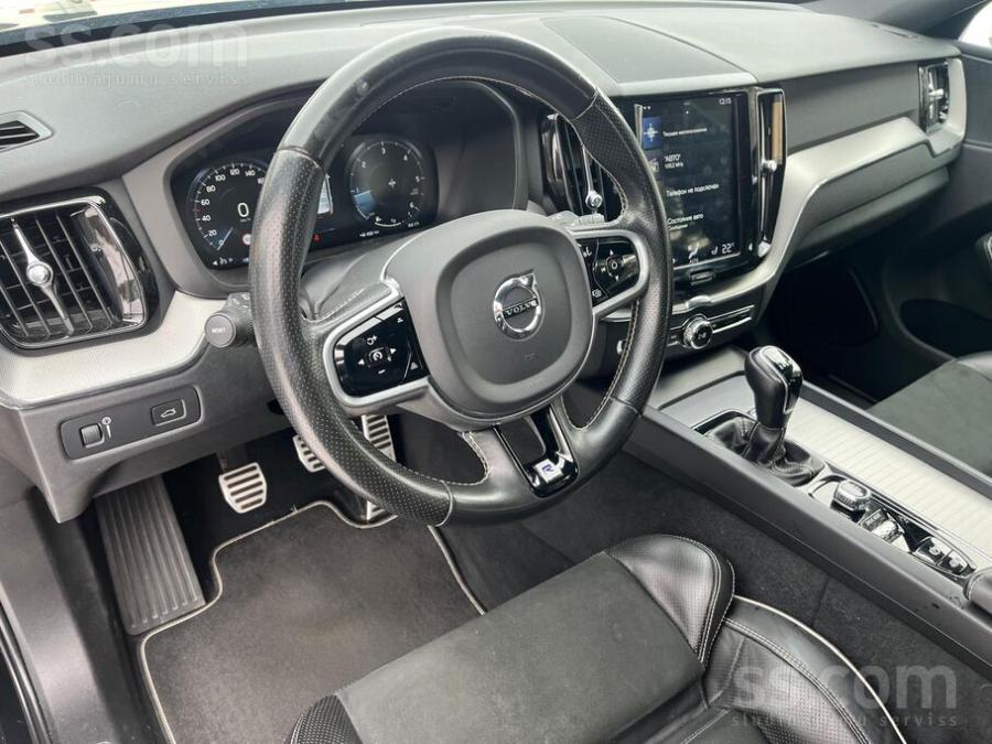 Melns Volvo XC60 2019 Rīga, ar dzinēja tilpumu 2.00 L un nobraukumu 0 tūkst. km par 19990 €, foto 8 vietnē AUTOMOTO.COM.LV
