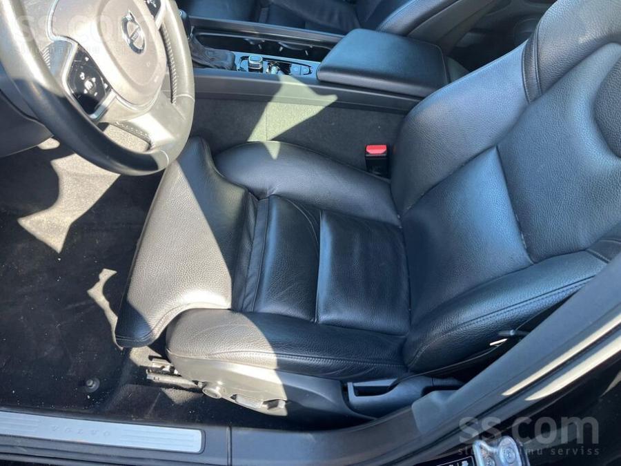 Melns Volvo XC60 2019 Rīga, ar dzinēja tilpumu 2.00 L un nobraukumu 0 tūkst. km par 19990 €, foto 12 vietnē AUTOMOTO.COM.LV