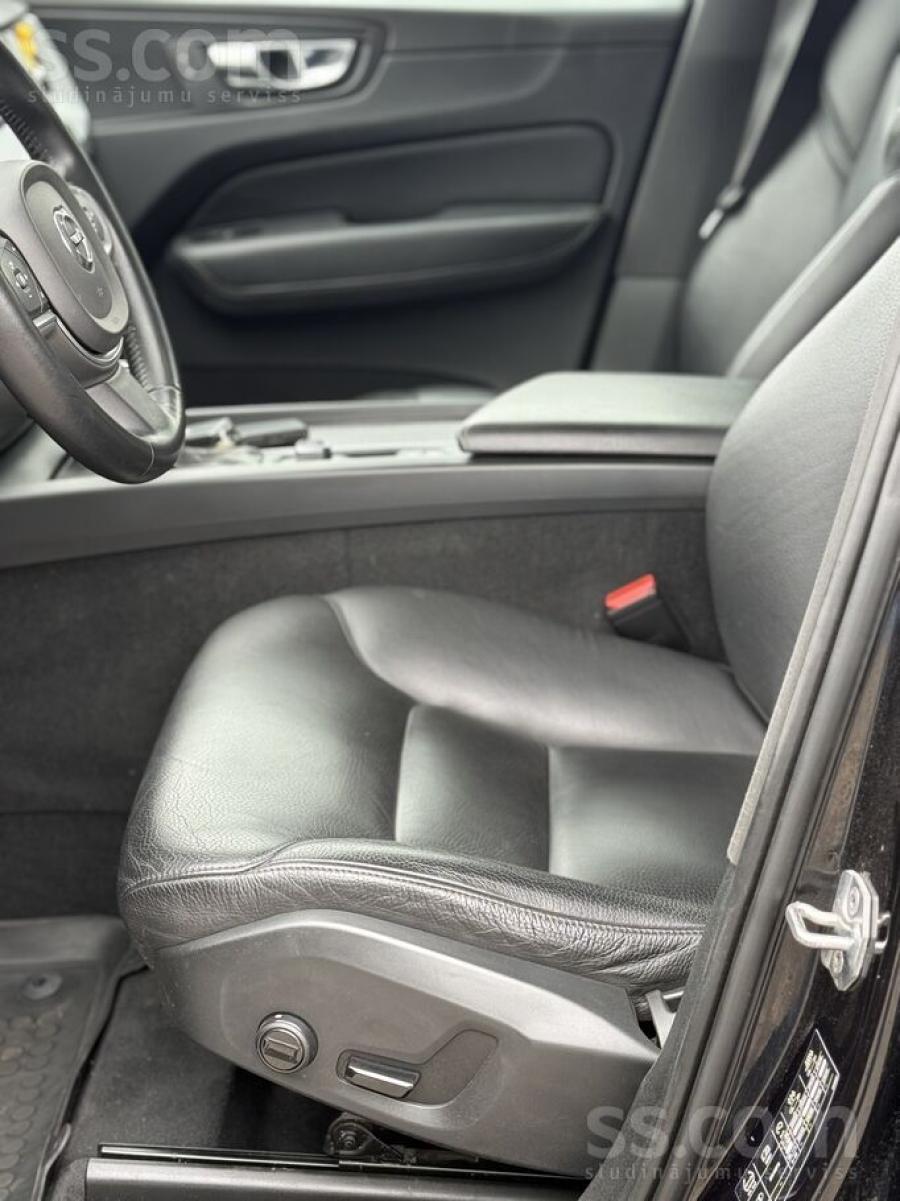 Black Volvo XC60 2019 in Riga, with an engine capacity of 2.00 L and mileage of 0 thousand km for 23800 €, photo 6 on AUTOMOTO.COM.LV