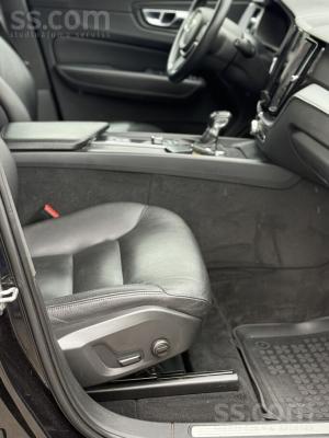Black Volvo XC60 2019 in Riga, with an engine capacity of 2.00 L and mileage of 0 thousand km for 23800 €, photo 7 on AUTOMOTO.COM.LV