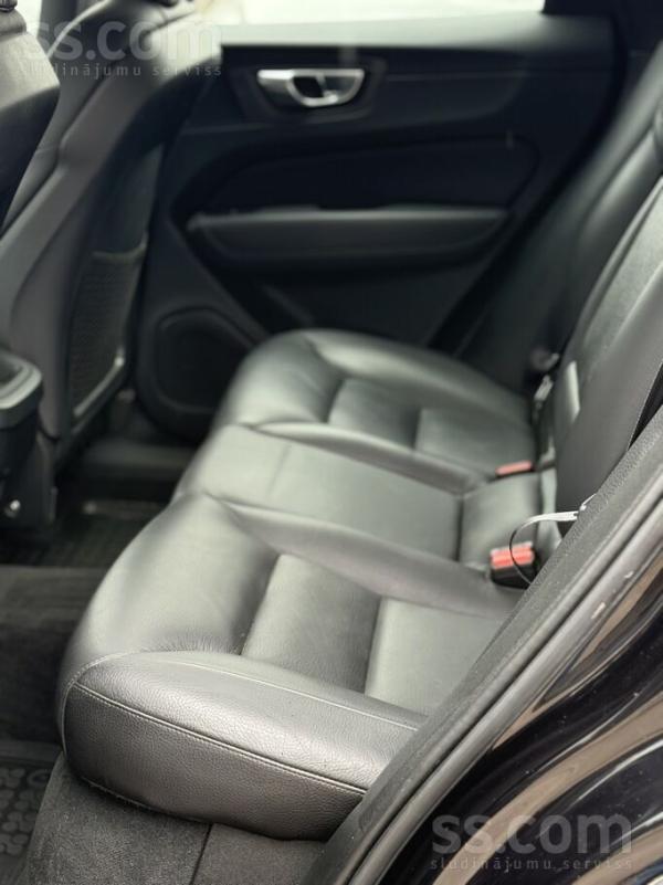 Melns Volvo XC60 2019 Rīga, ar dzinēja tilpumu 2.00 L un nobraukumu 0 tūkst. km par 23800 €, foto 7 vietnē AUTOMOTO.COM.LV
