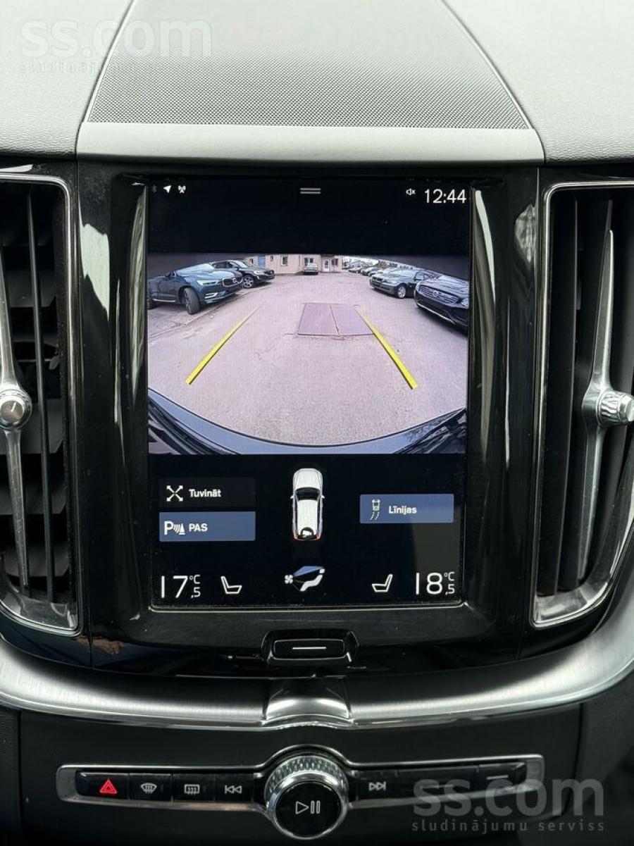 Black Volvo XC60 2019 in Riga, with an engine capacity of 2.00 L and mileage of 0 thousand km for 23800 €, photo 13 on AUTOMOTO.COM.LV
