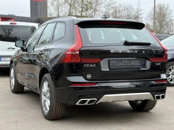Melns Volvo XC60 2019 Rīga, ar dzinēja tilpumu 2.00 L un nobraukumu 109 tūkst. km par 23800 €, foto 3 vietnē AUTOMOTO.COM.LV