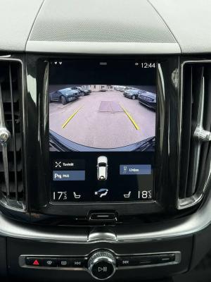 Black Volvo XC60 2019 in Riga, with an engine capacity of 2.00 L and mileage of 109 thousand km for 23800 €, photo 13 on AUTOMOTO.COM.LV