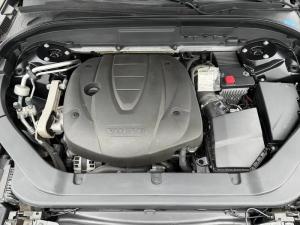 Black Volvo XC60 2019 in Riga, with an engine capacity of 2.00 L and mileage of 109 thousand km for 23800 €, photo 20 on AUTOMOTO.COM.LV