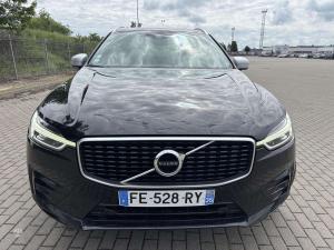 Melns Volvo XC60 2019 Marijampole, ar dzinēja tilpumu 1.97 L un nobraukumu 262 tūkst. km par 17490 €, foto 3 vietnē AUTOMOTO.COM.LV