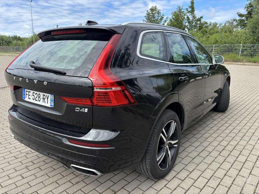 Melns Volvo XC60 2019 Marijampole, ar dzinēja tilpumu 1.97 L un nobraukumu 262 tūkst. km par 17490 €, foto 7 vietnē AUTOMOTO.COM.LV