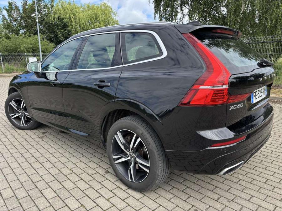 Melns Volvo XC60 2019 Marijampole, ar dzinēja tilpumu 1.97 L un nobraukumu 262 tūkst. km par 17490 €, foto 10 vietnē AUTOMOTO.COM.LV