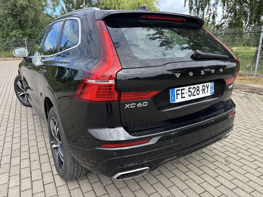 Melns Volvo XC60 2019 Marijampole, ar dzinēja tilpumu 1.97 L un nobraukumu 262 tūkst. km par 17490 €, foto 11 vietnē AUTOMOTO.COM.LV