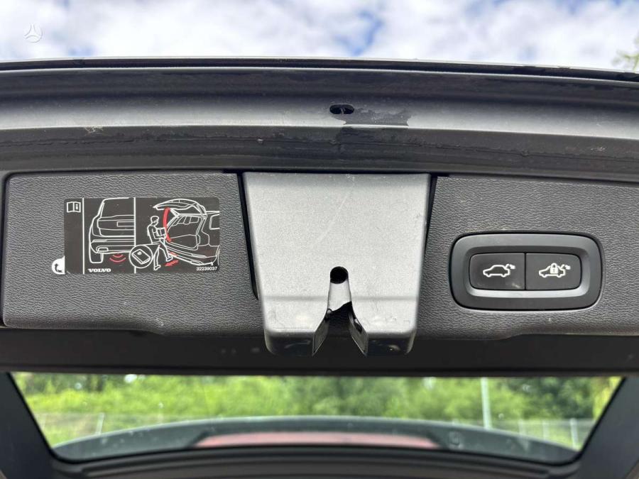 Melns Volvo XC60 2019 Marijampole, ar dzinēja tilpumu 1.97 L un nobraukumu 262 tūkst. km par 17490 €, foto 12 vietnē AUTOMOTO.COM.LV