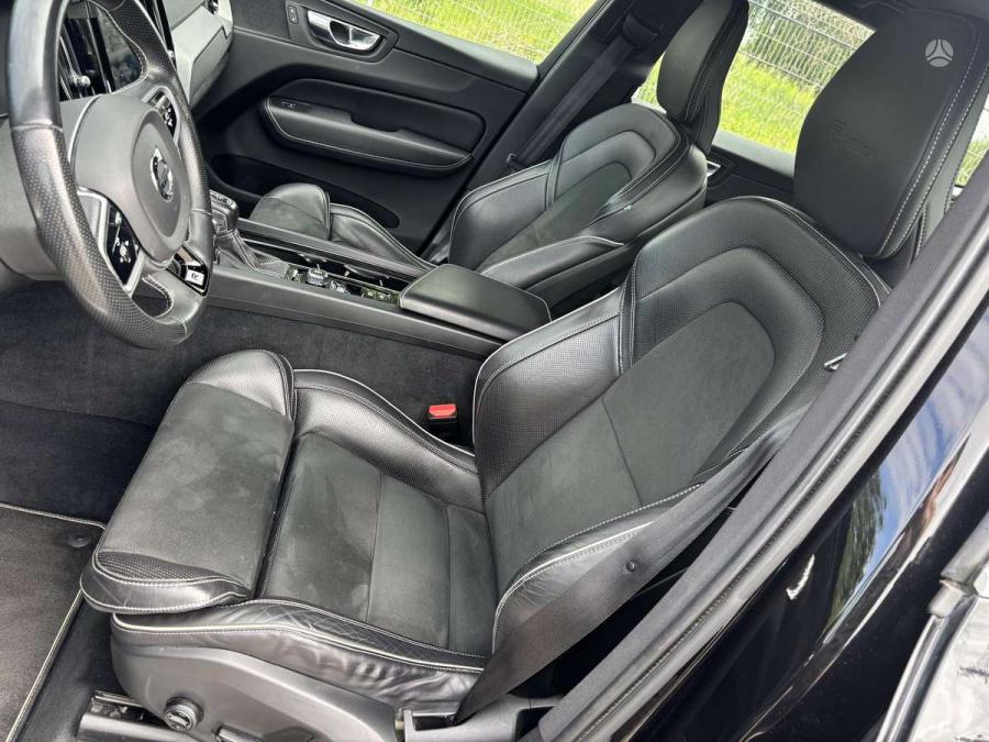 Melns Volvo XC60 2019 Marijampole, ar dzinēja tilpumu 1.97 L un nobraukumu 262 tūkst. km par 17490 €, foto 22 vietnē AUTOMOTO.COM.LV