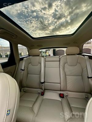 Melns Volvo XC60 2019 Rīga, ar dzinēja tilpumu 2.00 L un nobraukumu 155 tūkst. km par 27500 €, foto 10 vietnē AUTOMOTO.COM.LV