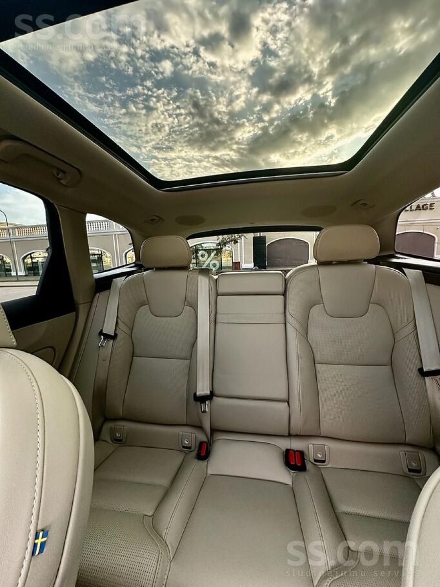 Melns Volvo XC60 2019 Rīga, ar dzinēja tilpumu 2.00 L un nobraukumu 155 tūkst. km par 27500 €, foto 10 vietnē AUTOMOTO.COM.LV
