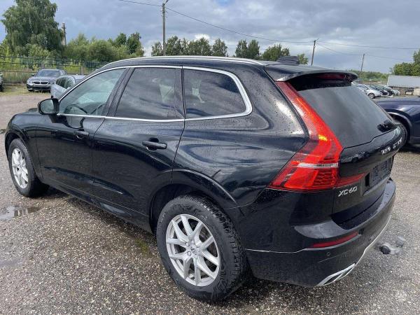 Melns Volvo XC60 2019 Panevēža, ar dzinēja tilpumu 2.00 L un nobraukumu 205 tūkst. km par 14300 €, foto 7 vietnē AUTOMOTO.COM.LV