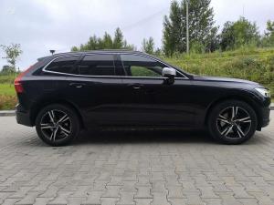 Black Volvo XC60 2019 in Vilnius, with an engine capacity of 2.00 L and mileage of 268 thousand km for 17600 €, photo 6 on AUTOMOTO.COM.LV