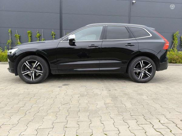 Black Volvo XC60 2019 in Vilnius, with an engine capacity of 2.00 L and mileage of 268 thousand km for 17600 €, photo 8 on AUTOMOTO.COM.LV