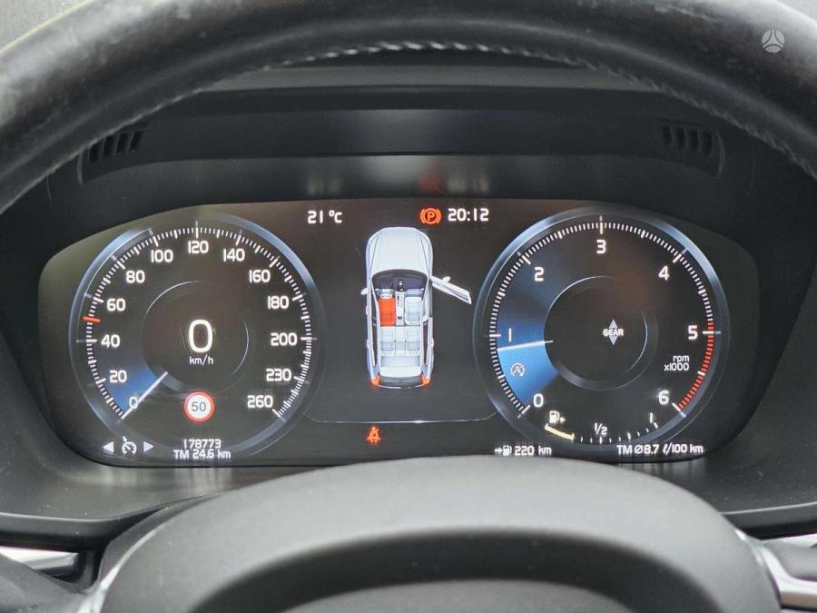 Черный Вольво ХС60 2019 в Вильнюс, объемом двигателя 1.97 л и пробегом 179 тыс. км за 16700 €, фото 13 на AUTOMOTO.COM.LV