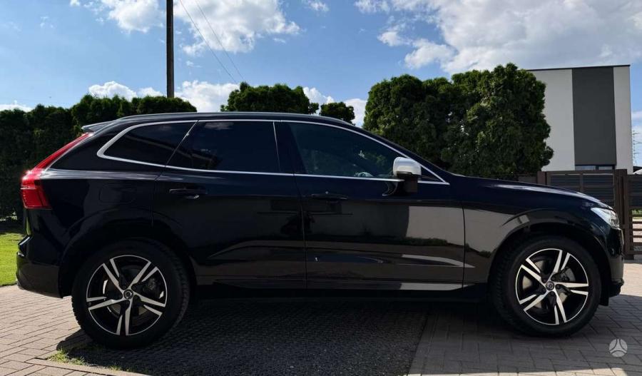 Melns Volvo XC60 2019 Kauņa, ar dzinēja tilpumu 1.97 L un nobraukumu 129 tūkst. km par 21300 €, foto 14 vietnē AUTOMOTO.COM.LV
