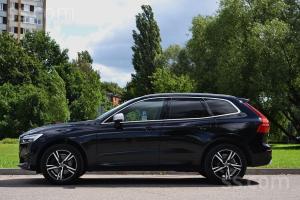 Black Volvo XC60 2019 in Riga, with an engine capacity of 2.00 L and mileage of 193 thousand km for 19800 €, photo 5 on AUTOMOTO.COM.LV