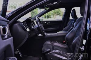 Black Volvo XC60 2019 in Riga, with an engine capacity of 2.00 L and mileage of 193 thousand km for 19800 €, photo 11 on AUTOMOTO.COM.LV