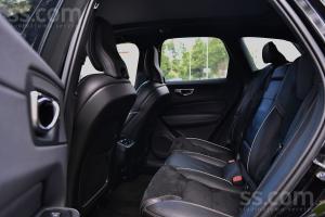 Black Volvo XC60 2019 in Riga, with an engine capacity of 2.00 L and mileage of 193 thousand km for 19800 €, photo 13 on AUTOMOTO.COM.LV