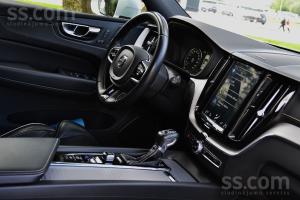 Black Volvo XC60 2019 in Riga, with an engine capacity of 2.00 L and mileage of 193 thousand km for 19800 €, photo 17 on AUTOMOTO.COM.LV