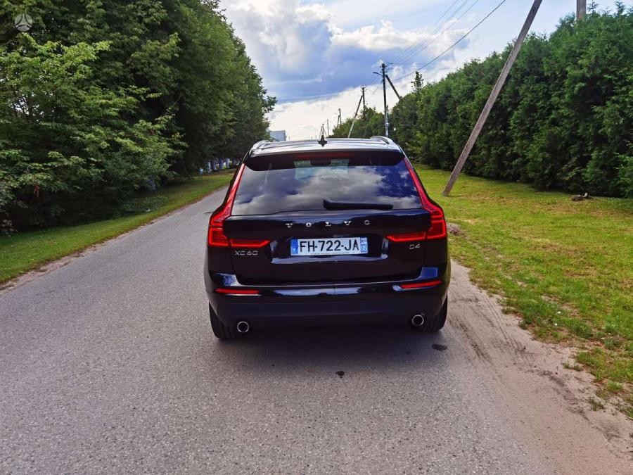 Black Volvo XC60 2019 in Kaunas, with an engine capacity of 1.97 L and mileage of 160 thousand km for 11500 €, photo 7 on AUTOMOTO.COM.LV