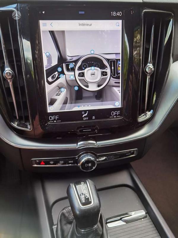 Black Volvo XC60 2019 in Kaunas, with an engine capacity of 1.97 L and mileage of 160 thousand km for 11500 €, photo 9 on AUTOMOTO.COM.LV