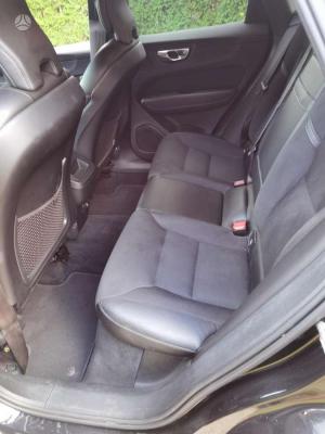 Black Volvo XC60 2019 in Kaunas, with an engine capacity of 1.97 L and mileage of 160 thousand km for 11500 €, photo 14 on AUTOMOTO.COM.LV