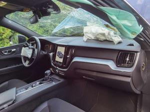 Black Volvo XC60 2019 in Kaunas, with an engine capacity of 1.97 L and mileage of 160 thousand km for 11500 €, photo 24 on AUTOMOTO.COM.LV