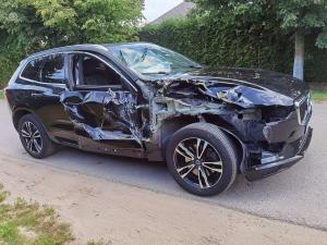 Black Volvo XC60 2019 in Kaunas, with an engine capacity of 1.97 L and mileage of 160 thousand km for 11500 €, photo 30 on AUTOMOTO.COM.LV