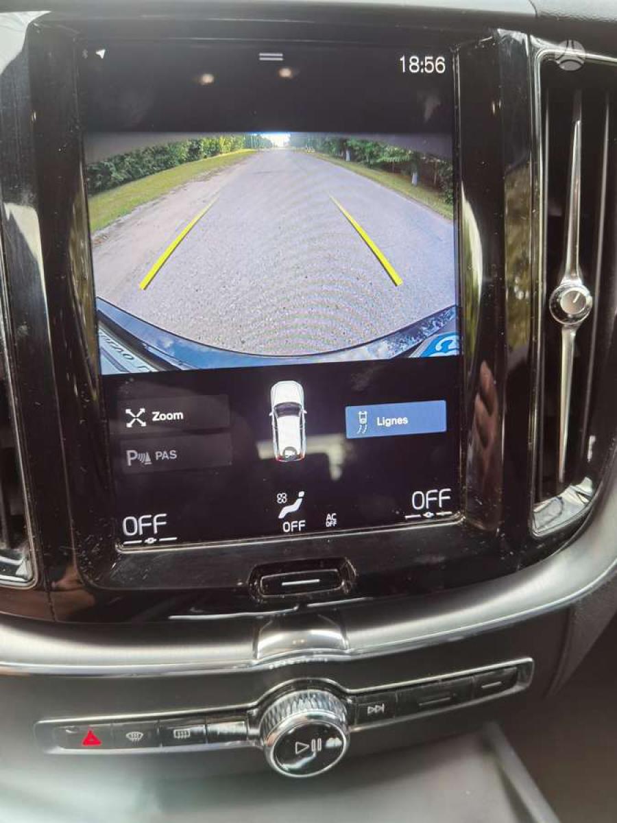 Black Volvo XC60 2019 in Kaunas, with an engine capacity of 1.97 L and mileage of 160 thousand km for 11500 €, photo 33 on AUTOMOTO.COM.LV