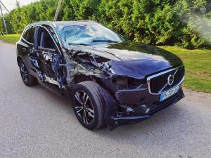 Black Volvo XC60 2019 in Kaunas, with an engine capacity of 1.97 L and mileage of 160 thousand km for 11500 €, photo 36 on AUTOMOTO.COM.LV