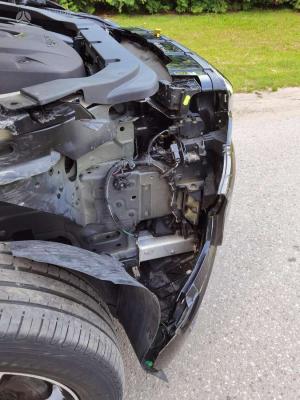 Black Volvo XC60 2019 in Kaunas, with an engine capacity of 1.97 L and mileage of 160 thousand km for 11500 €, photo 39 on AUTOMOTO.COM.LV