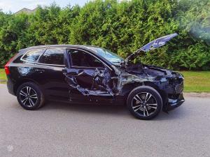 Black Volvo XC60 2019 in Kaunas, with an engine capacity of 1.97 L and mileage of 160 thousand km for 11500 €, photo 47 on AUTOMOTO.COM.LV