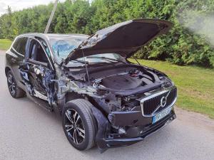 Black Volvo XC60 2019 in Kaunas, with an engine capacity of 1.97 L and mileage of 160 thousand km for 11500 €, photo 48 on AUTOMOTO.COM.LV