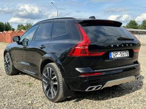 Black Volvo XC60 2019 in Riga, with an engine capacity of 2.00 L and mileage of 199 thousand km for 25600 €, photo 6 on AUTOMOTO.COM.LV