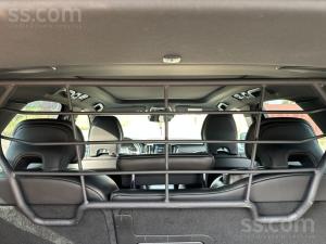 Black Volvo XC60 2019 in Riga, with an engine capacity of 2.00 L and mileage of 199 thousand km for 25600 €, photo 23 on AUTOMOTO.COM.LV