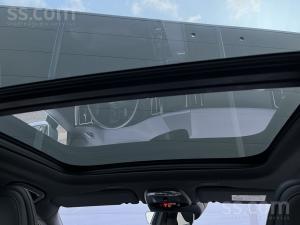 Black Volvo XC60 2019 in Riga, with an engine capacity of 2.00 L and mileage of 185 thousand km for 21900 €, photo 12 on AUTOMOTO.COM.LV