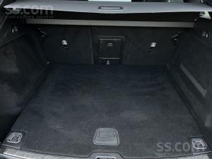 Black Volvo XC60 2019 in Riga, with an engine capacity of 2.00 L and mileage of 185 thousand km for 21900 €, photo 19 on AUTOMOTO.COM.LV