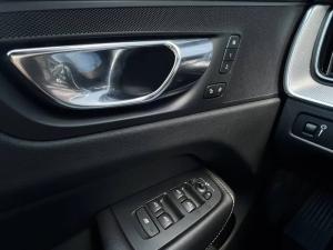 Melns Volvo XC60 2019 Rīga, ar dzinēja tilpumu 2.00 L un nobraukumu 185 tūkst. km par 21900 €, foto 11 vietnē AUTOMOTO.COM.LV