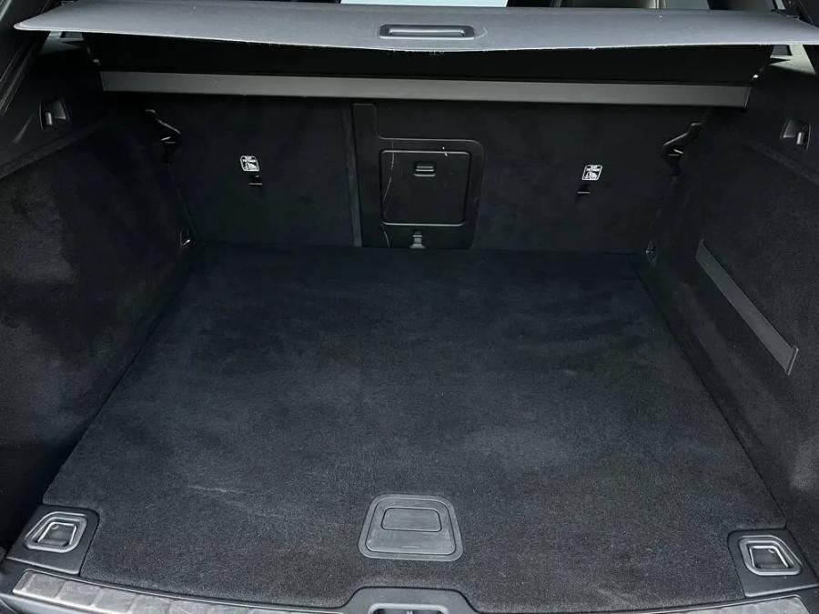 Melns Volvo XC60 2019 Rīga, ar dzinēja tilpumu 2.00 L un nobraukumu 185 tūkst. km par 21900 €, foto 19 vietnē AUTOMOTO.COM.LV