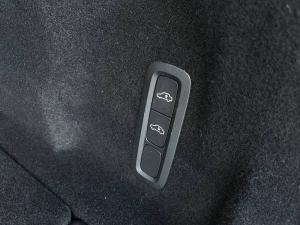 Melns Volvo XC60 2019 Rīga, ar dzinēja tilpumu 2.00 L un nobraukumu 185 tūkst. km par 21900 €, foto 20 vietnē AUTOMOTO.COM.LV