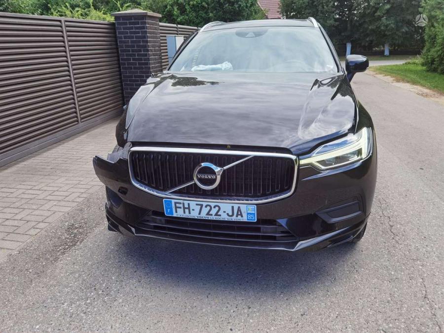 Черный Вольво ХС60 2019 в Каунас, объемом двигателя 1.97 л и пробегом 160 тыс. км за 11800 €, фото 28 на AUTOMOTO.COM.LV