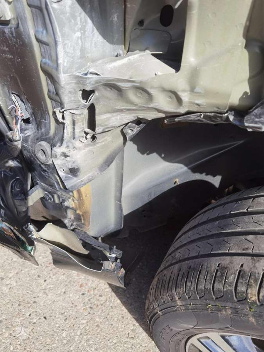 Черный Вольво ХС60 2019 в Каунас, объемом двигателя 1.97 л и пробегом 160 тыс. км за 11800 €, фото 54 на AUTOMOTO.COM.LV